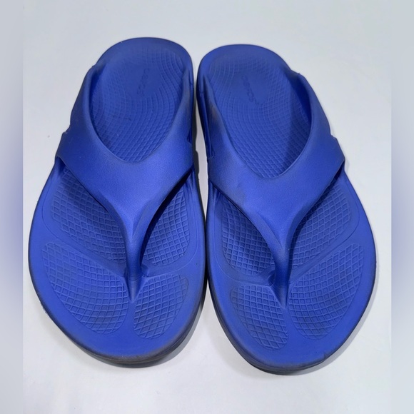 OOFOS | Shoes | Oofos Oolala Blue Flip Flop Thong Sandals Size Eu42 Us M9 W1 | Poshmark